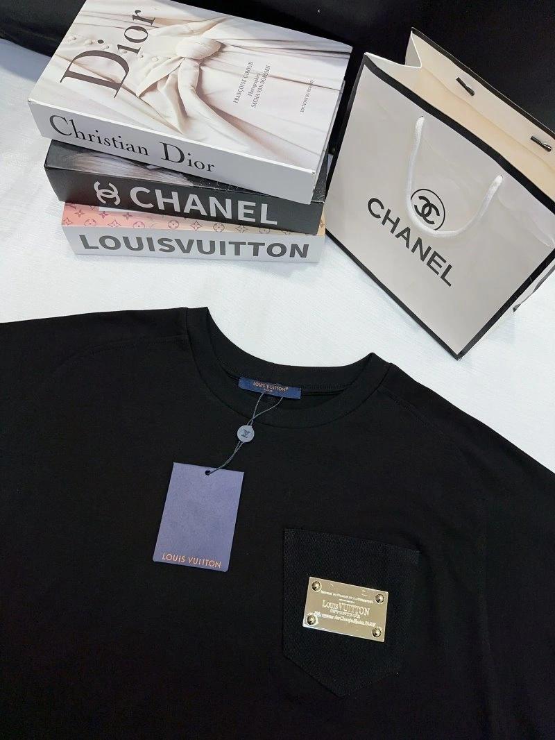 Factory-made Louis Vuitton T-Shirts