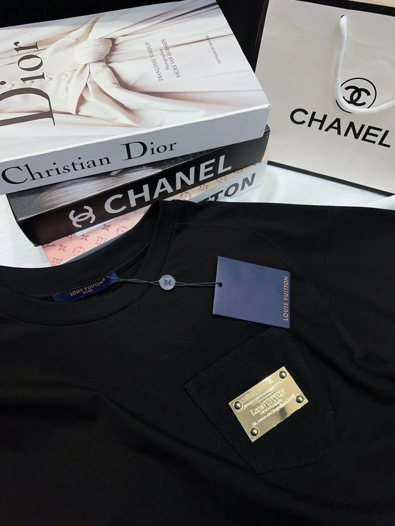 Factory-made Louis Vuitton T-Shirts