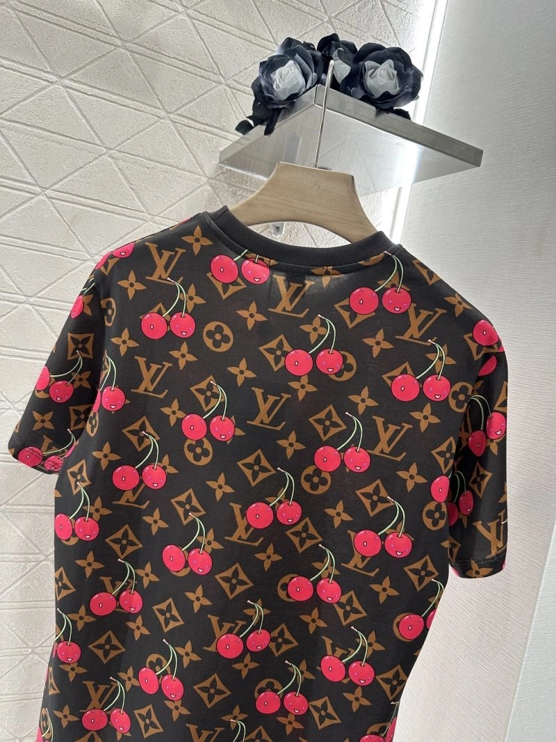 High fidelity Louis Vuitton T-Shirts
