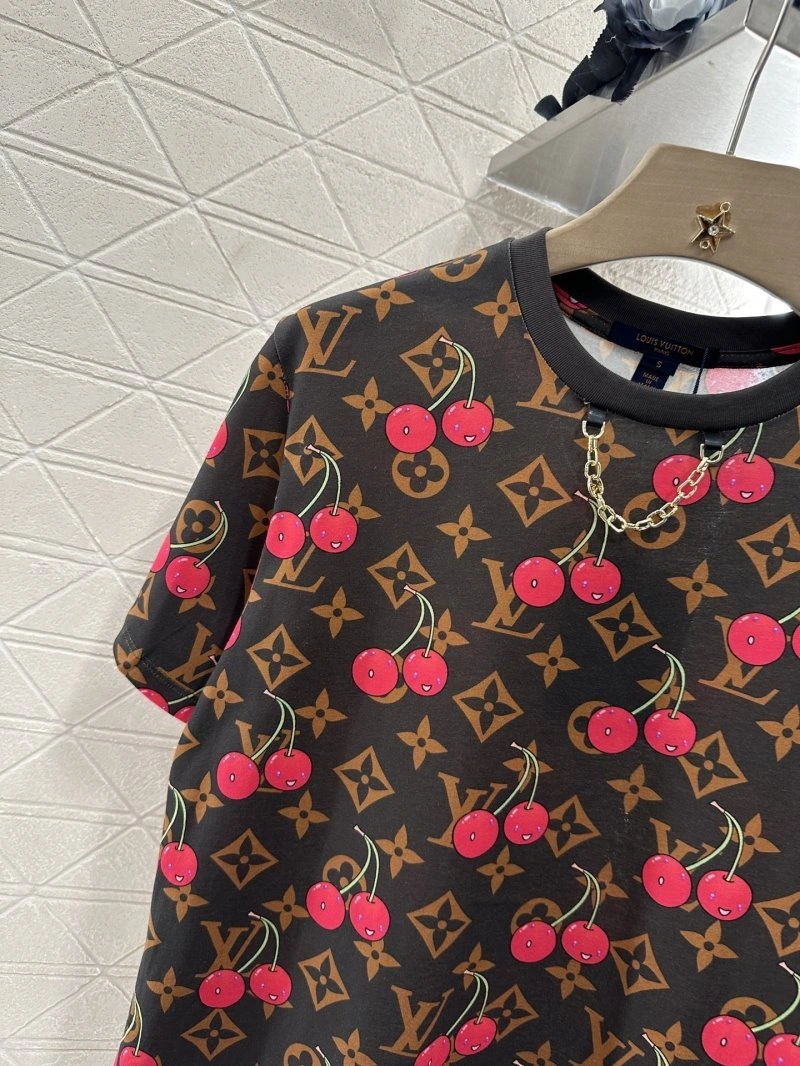High fidelity Louis Vuitton T-Shirts