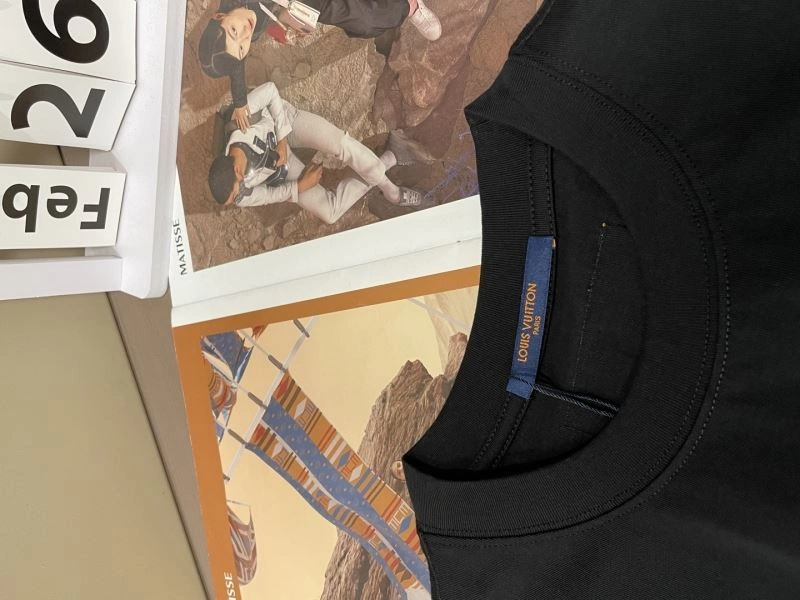 Top mirror Louis Vuitton T-Shirts