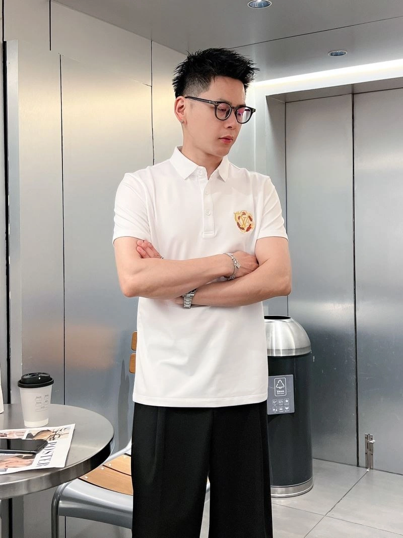 Exact replica Louis Vuitton T-Shirts