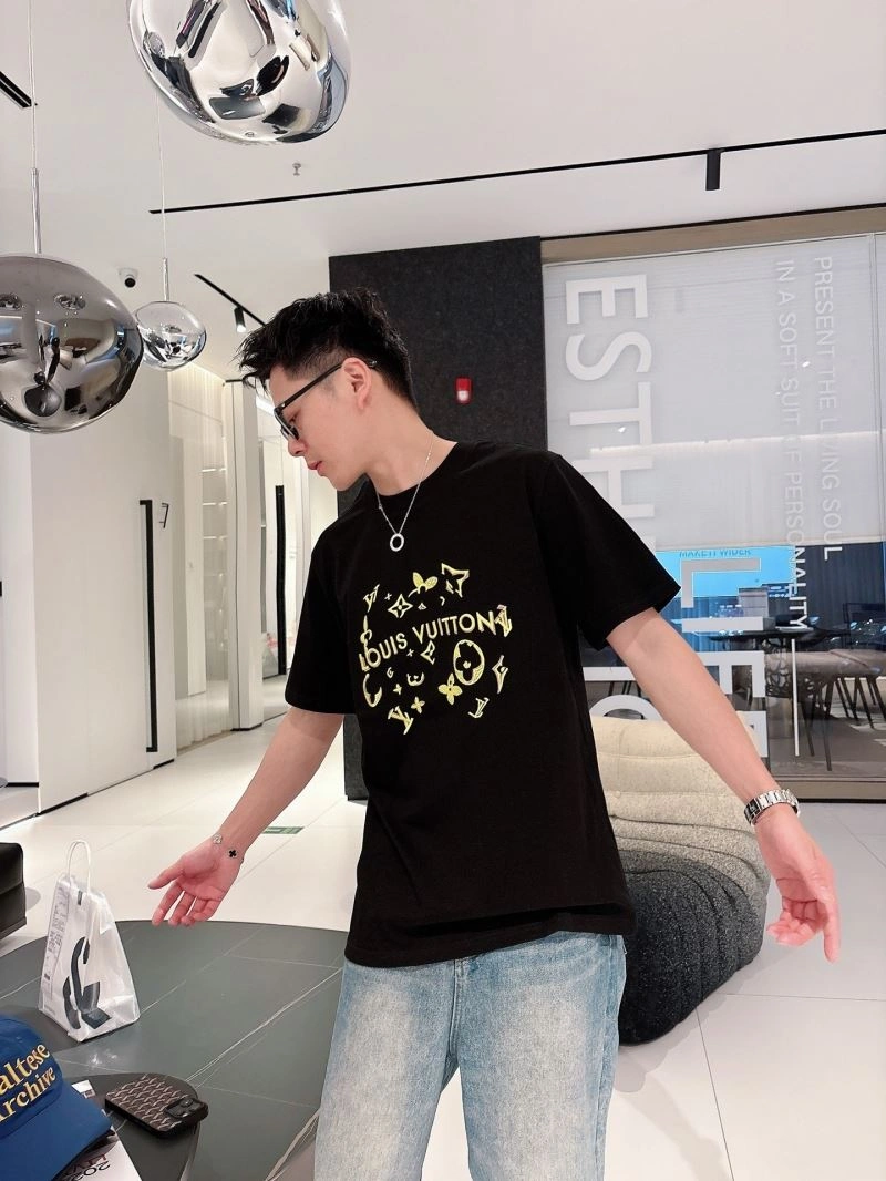 Inexpensive Louis Vuitton T-Shirts