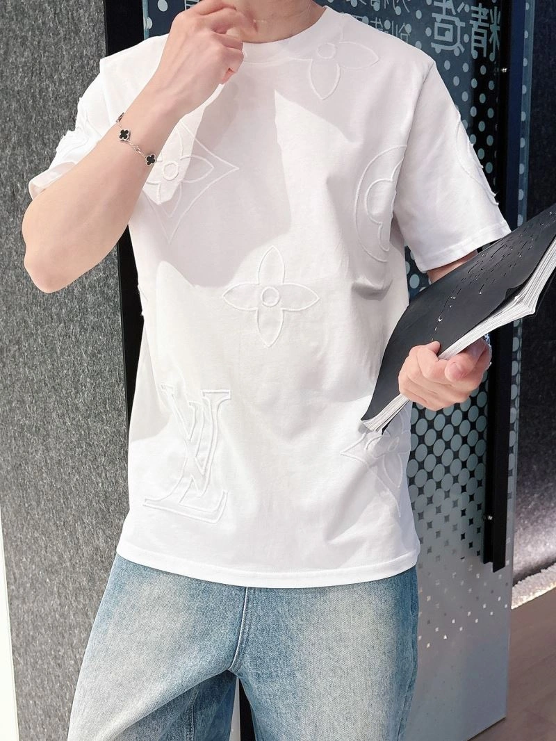 Top match Louis Vuitton T-Shirts
