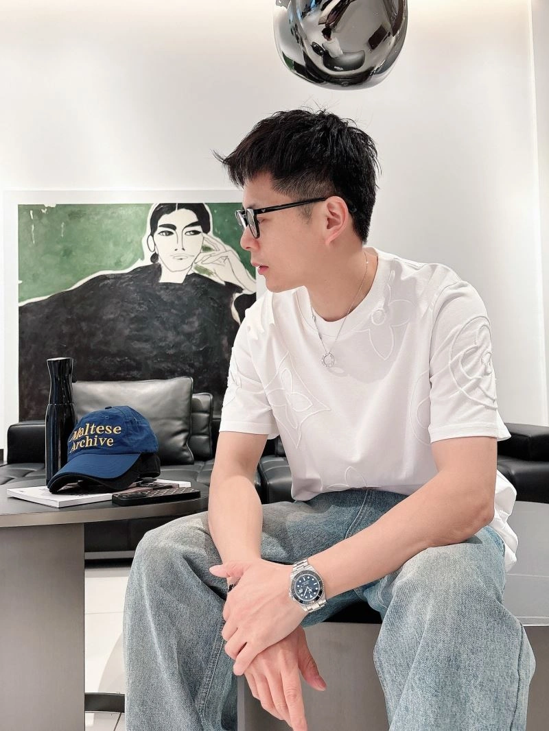 Top match Louis Vuitton T-Shirts