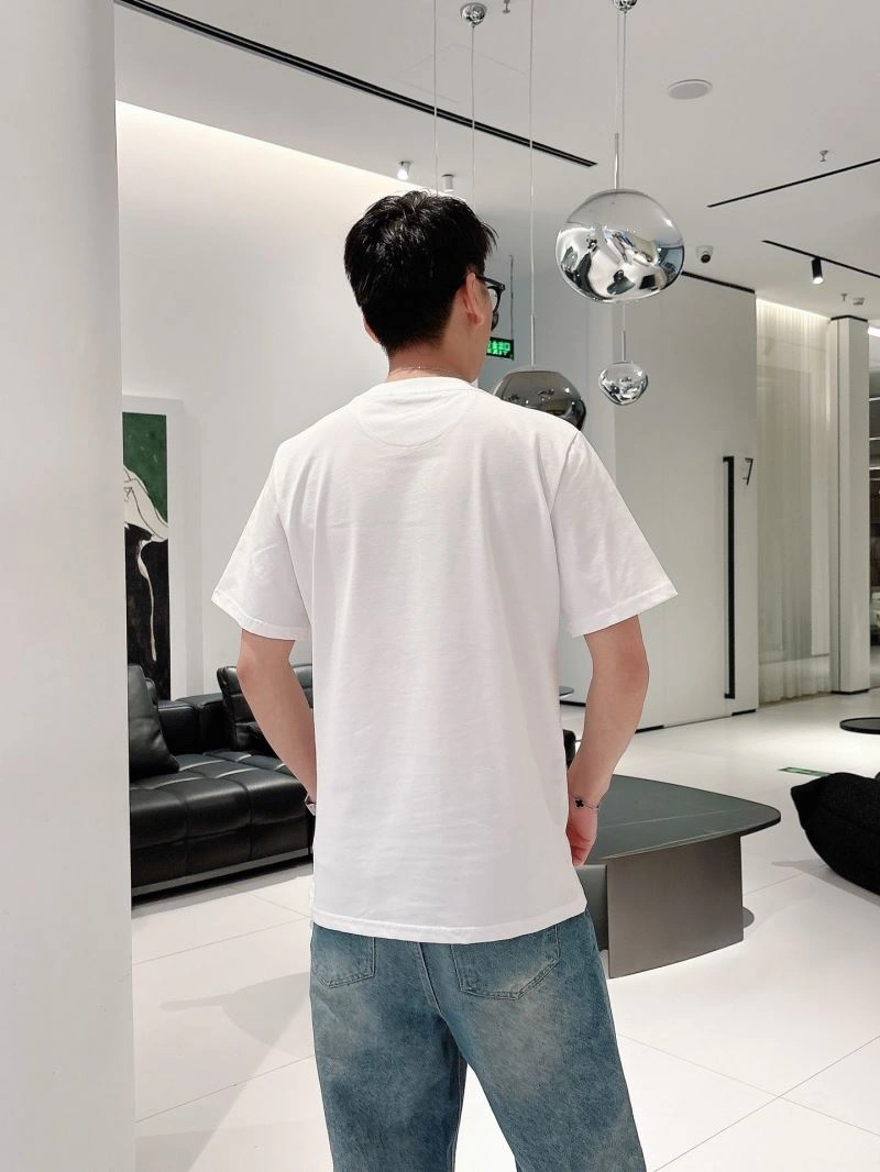 Top match Louis Vuitton T-Shirts