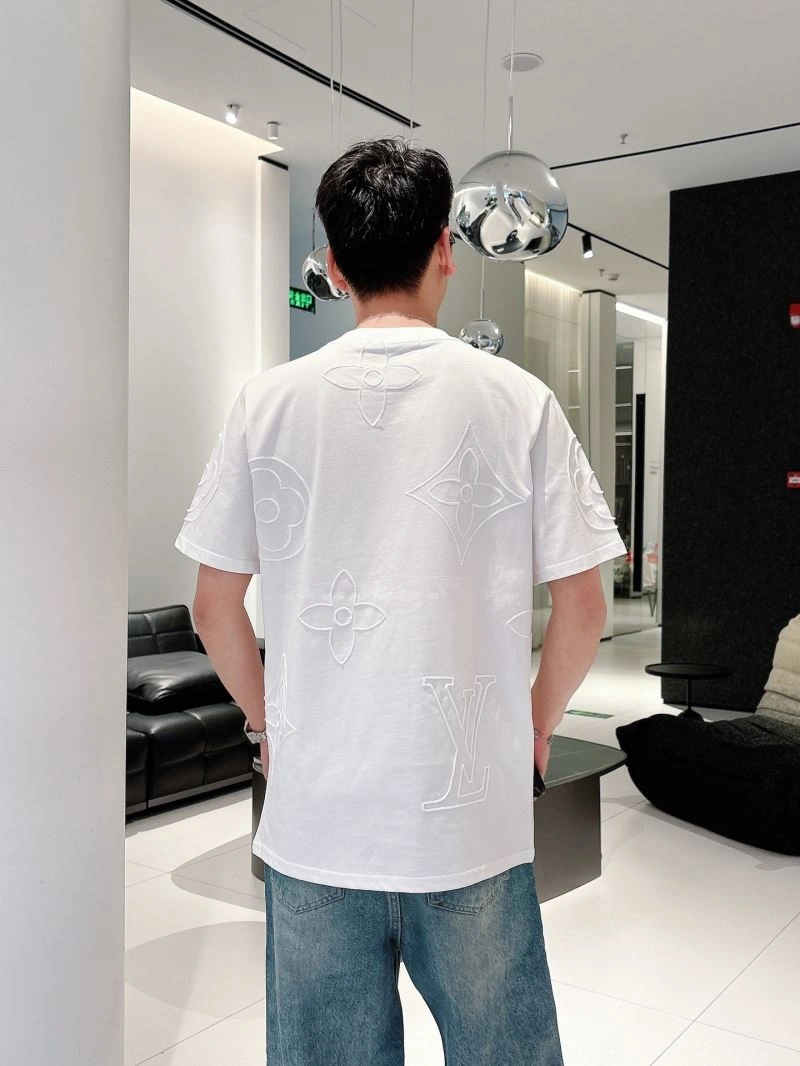 Top match Louis Vuitton T-Shirts