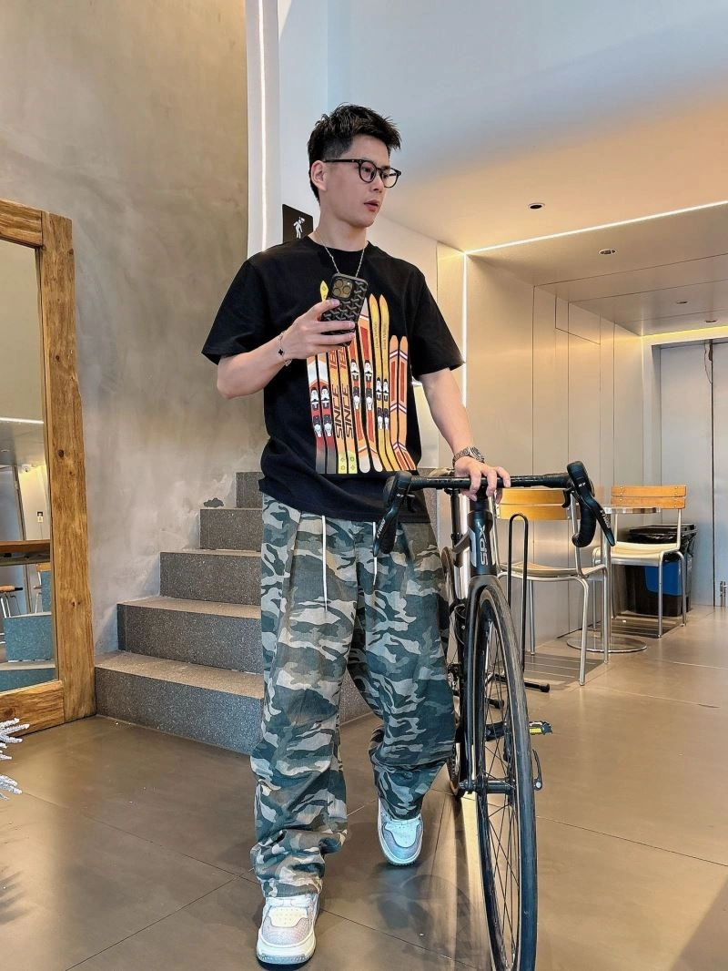 Perfect replica Louis Vuitton T-Shirts