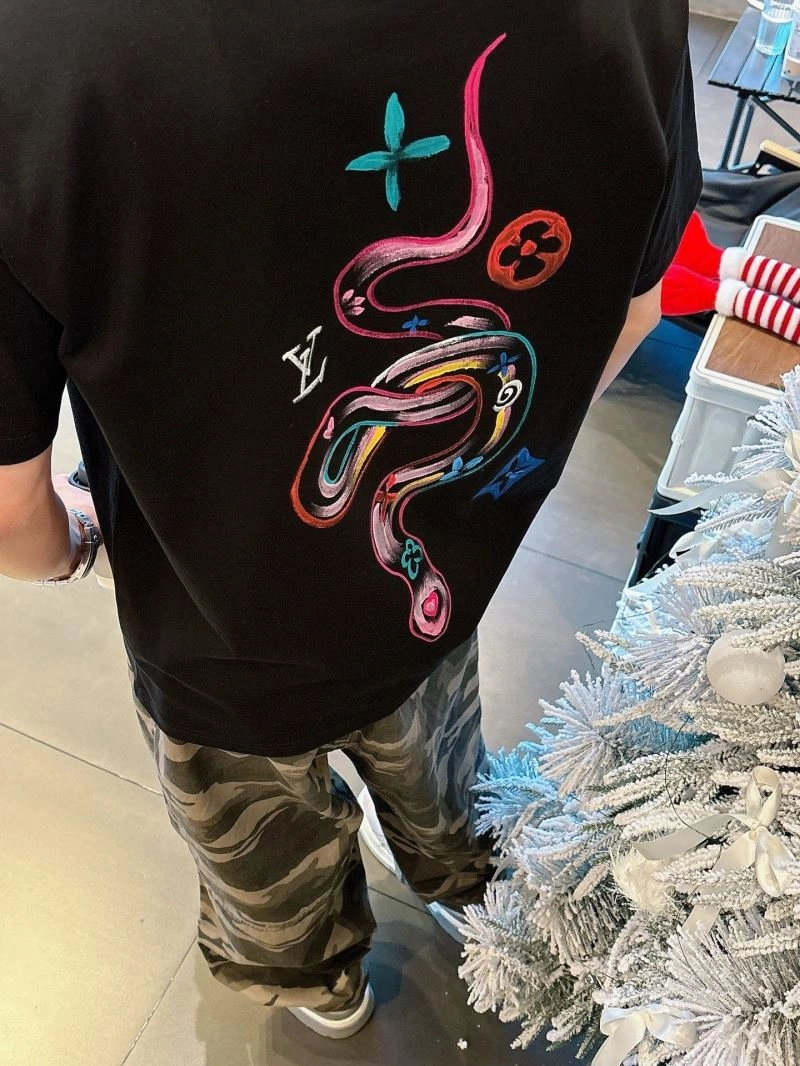 Official Louis Vuitton T-Shirts