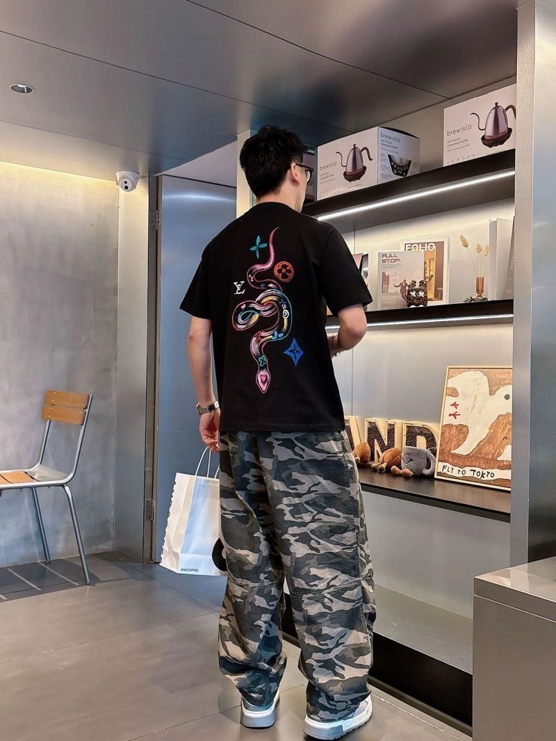 Official Louis Vuitton T-Shirts