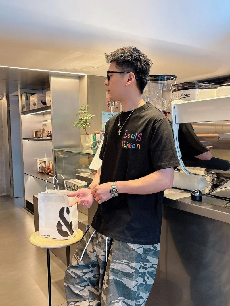 Official Louis Vuitton T-Shirts