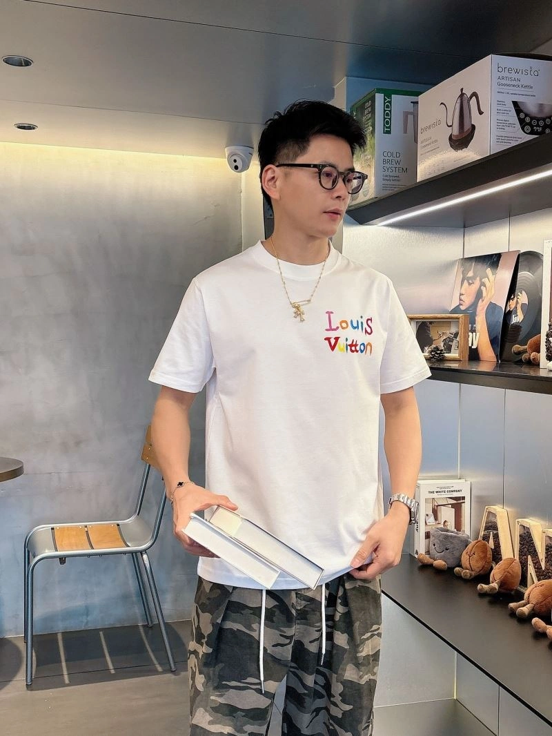 Official Louis Vuitton T-Shirts
