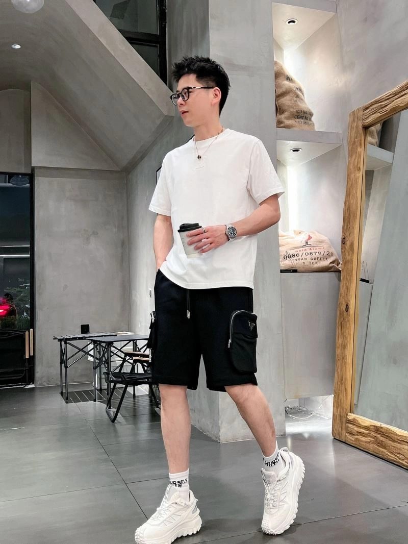 Inexpensive Louis Vuitton T-Shirts