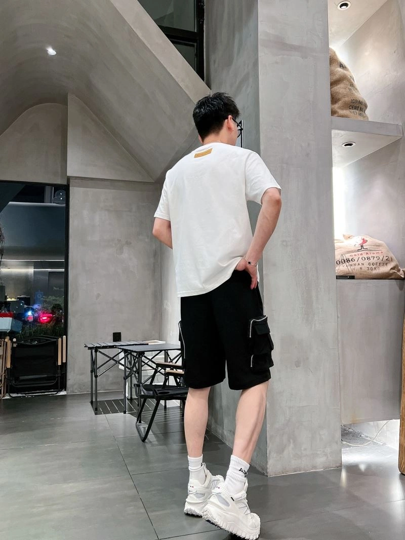 Inexpensive Louis Vuitton T-Shirts