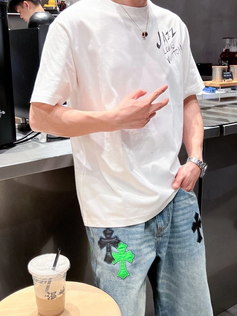 Bargain Louis Vuitton T-Shirts