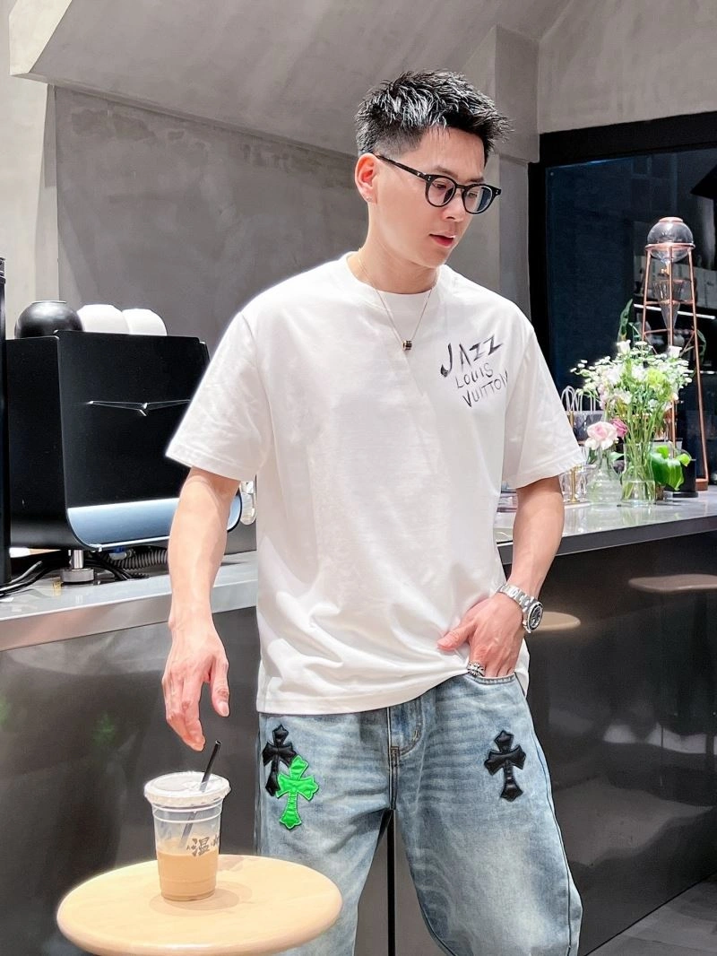 Bargain Louis Vuitton T-Shirts