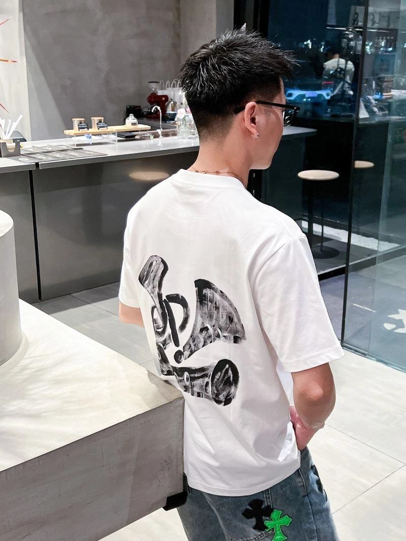 Bargain Louis Vuitton T-Shirts