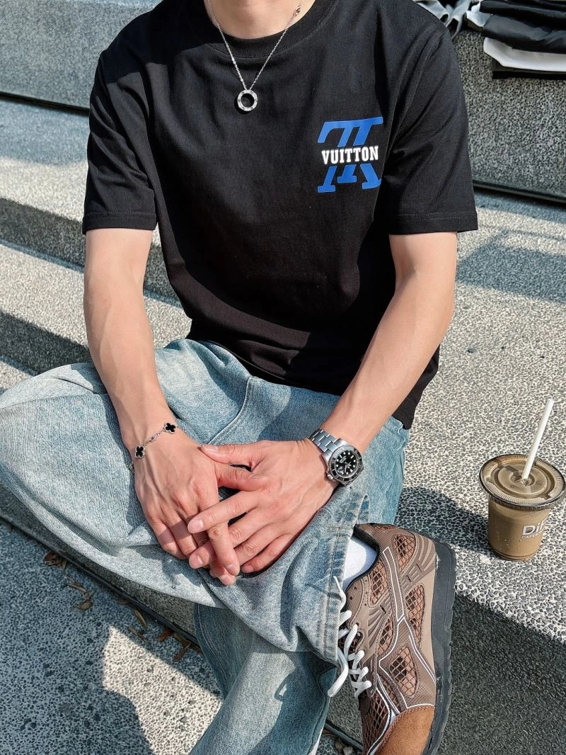 Low-cost Louis Vuitton T-Shirts