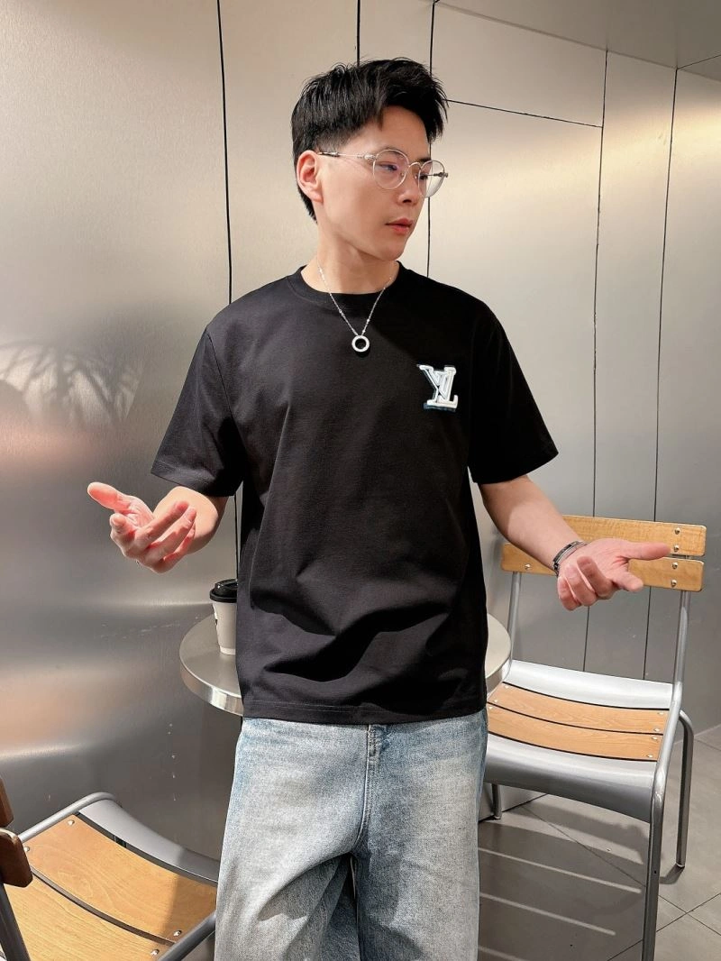 Real Louis Vuitton T-Shirts