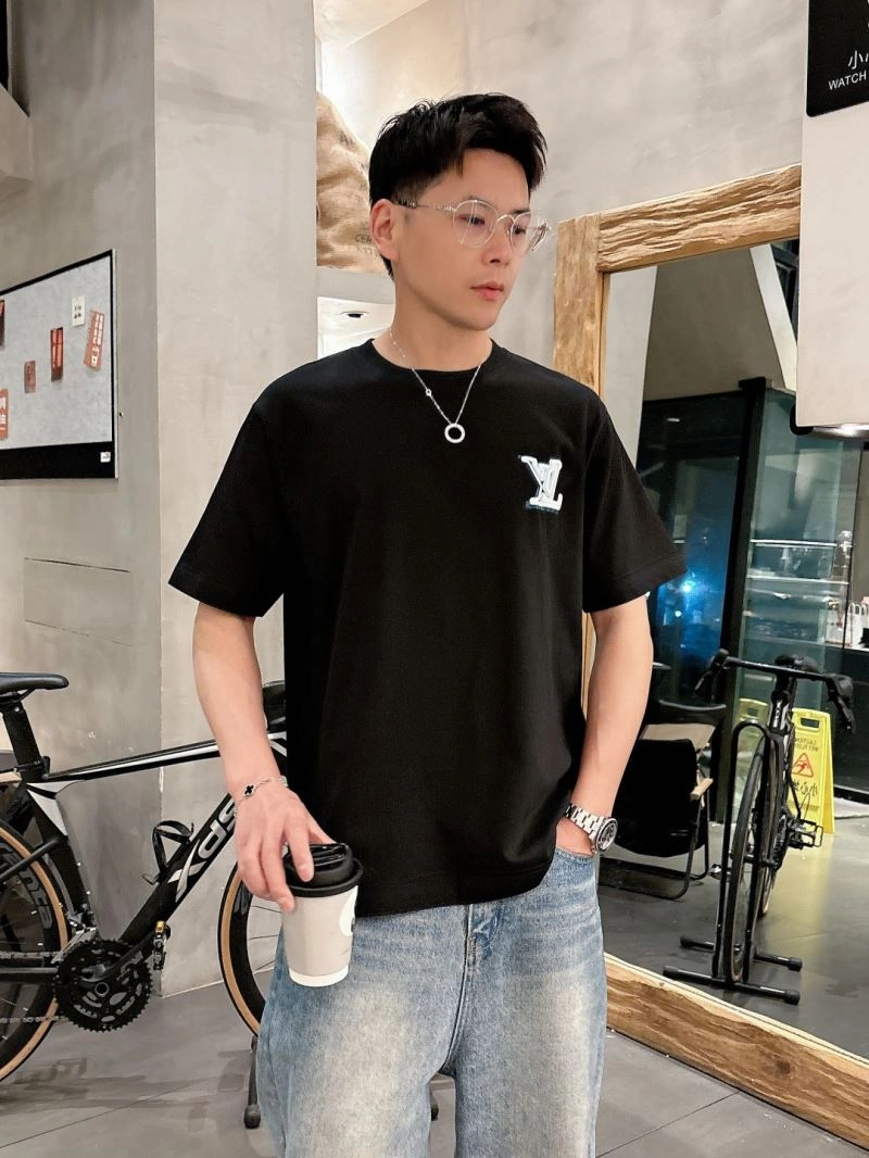 Real Louis Vuitton T-Shirts