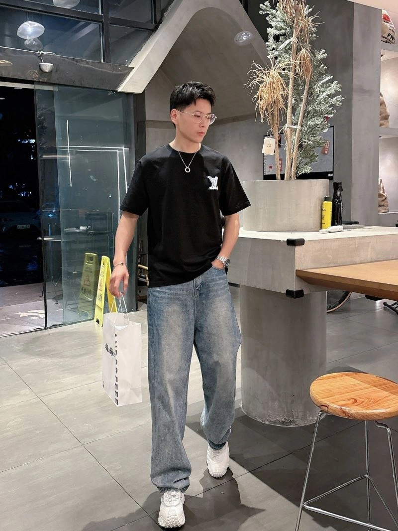 Real Louis Vuitton T-Shirts