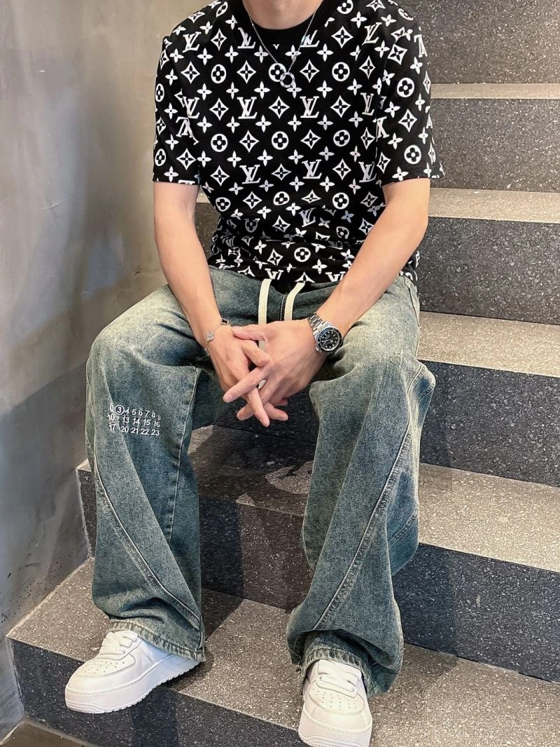 High accuracy Louis Vuitton T-Shirts