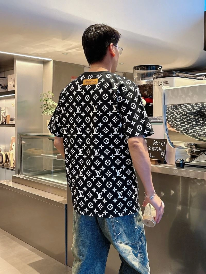 High accuracy Louis Vuitton T-Shirts