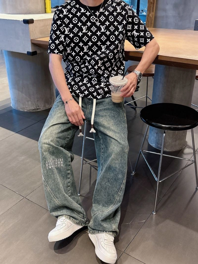High accuracy Louis Vuitton T-Shirts