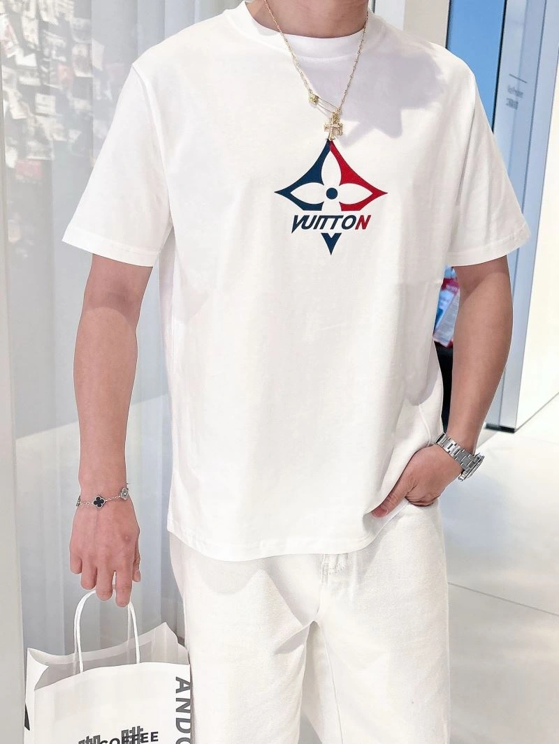 Top match Louis Vuitton T-Shirts