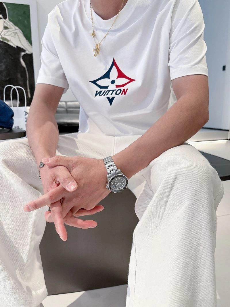 Top match Louis Vuitton T-Shirts