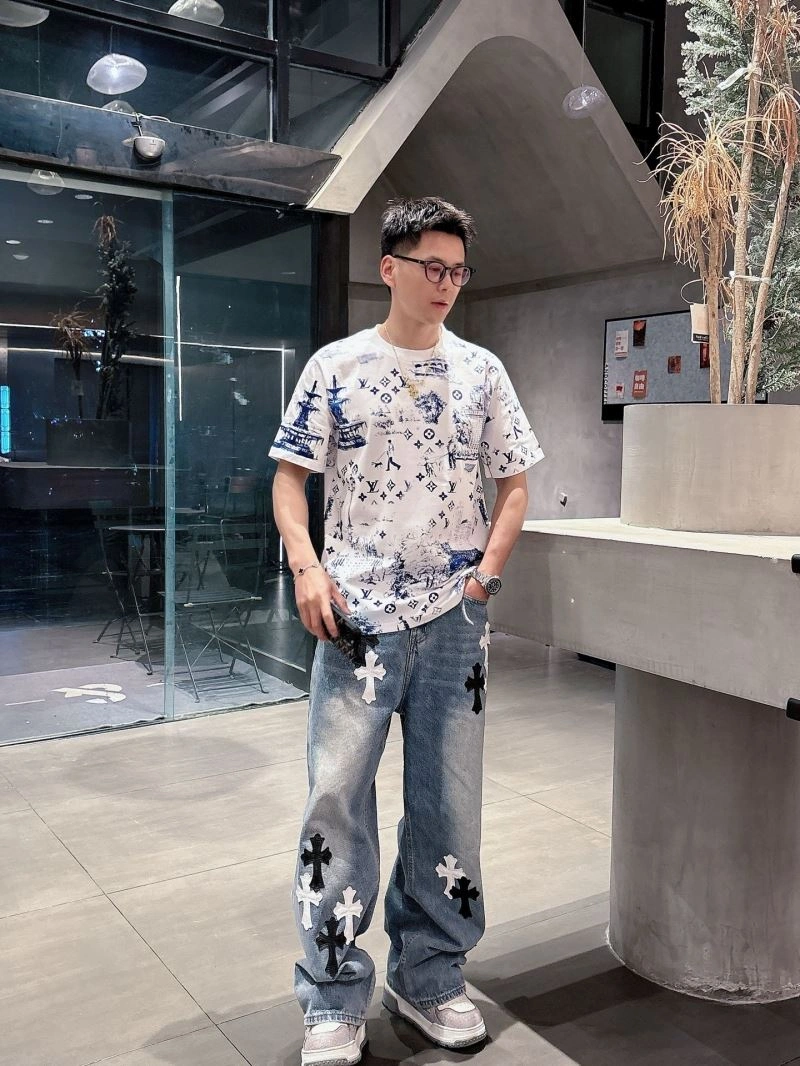 1:1 copy Louis Vuitton T-Shirts