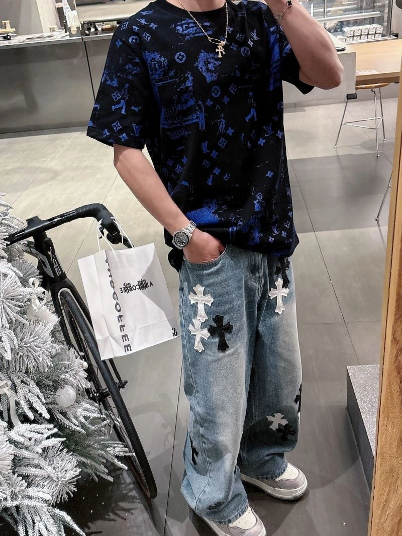 Factory-made Louis Vuitton T-Shirts
