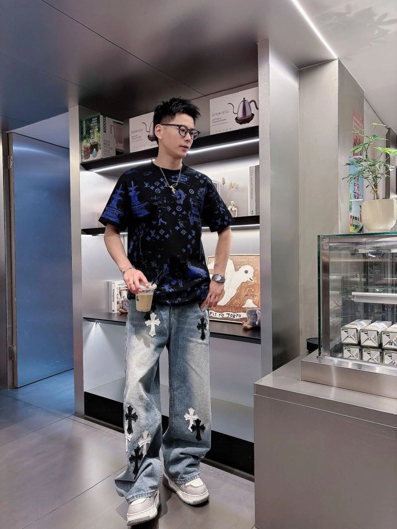 Factory-made Louis Vuitton T-Shirts