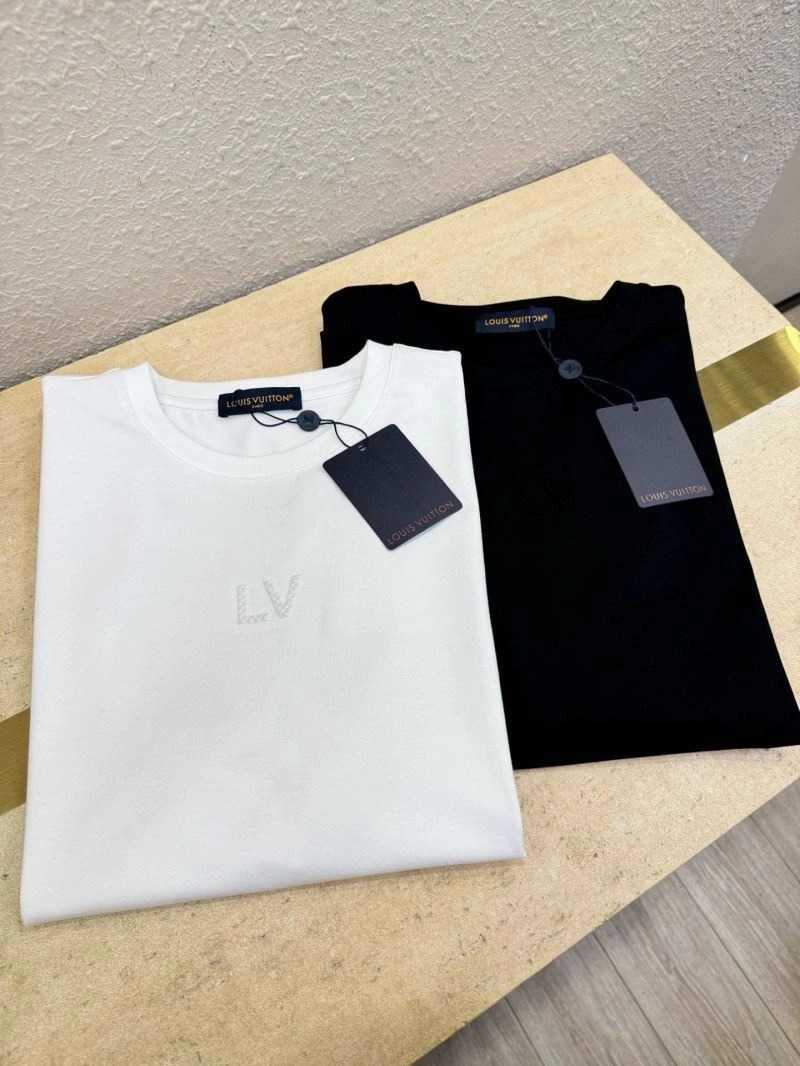 High fidelity Louis Vuitton T-Shirts