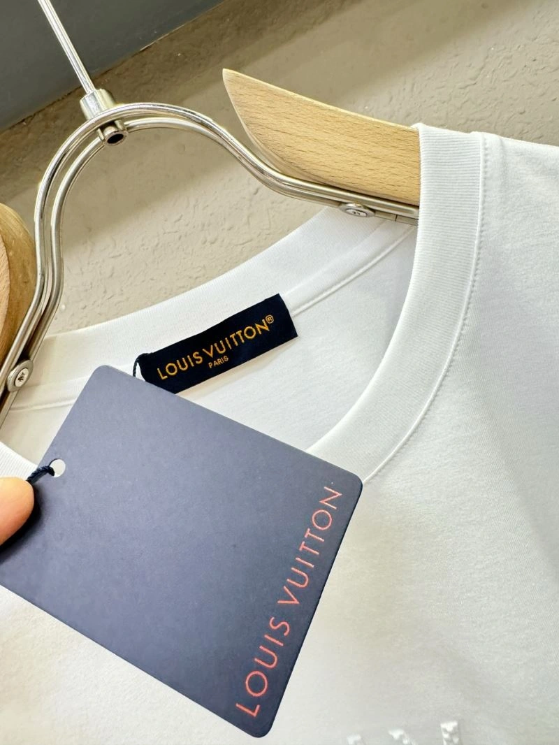 High fidelity Louis Vuitton T-Shirts
