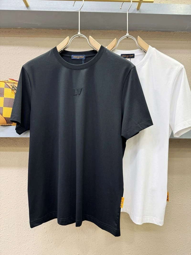 Bargain Louis Vuitton T-Shirts