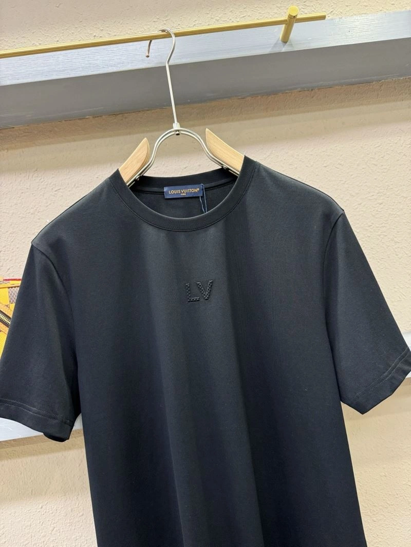 Bargain Louis Vuitton T-Shirts