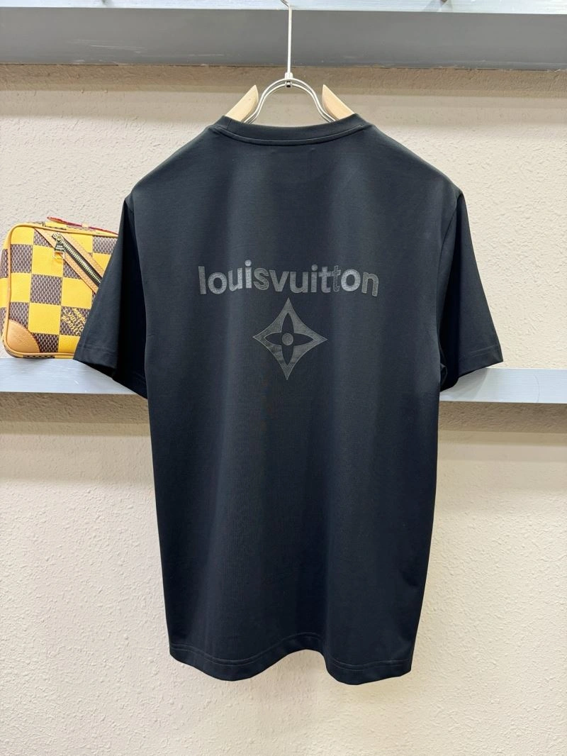 Bargain Louis Vuitton T-Shirts