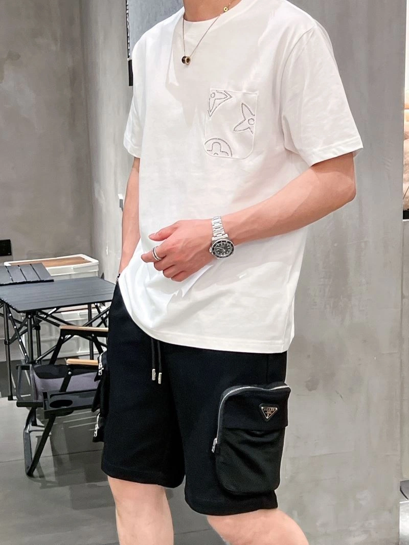 Bargain Louis Vuitton T-Shirts