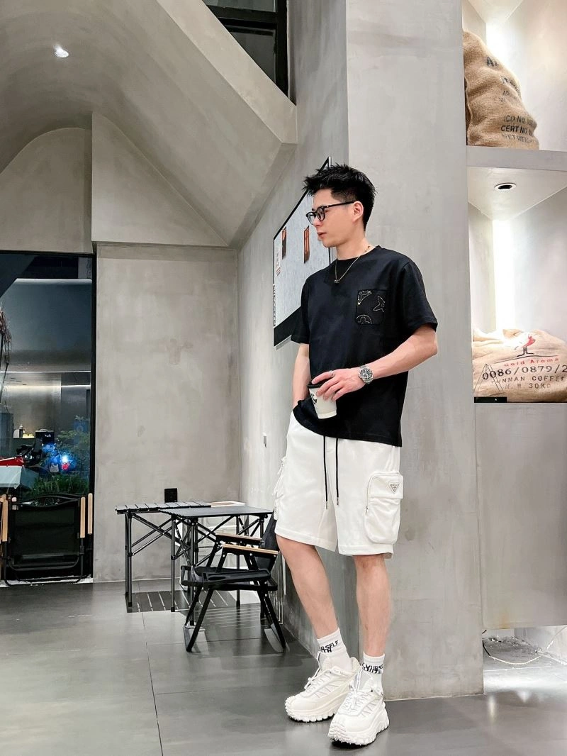 Top match Louis Vuitton T-Shirts