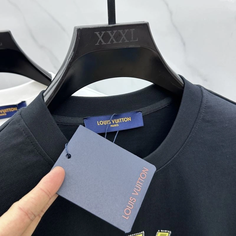 Top mirror Louis Vuitton T-Shirts