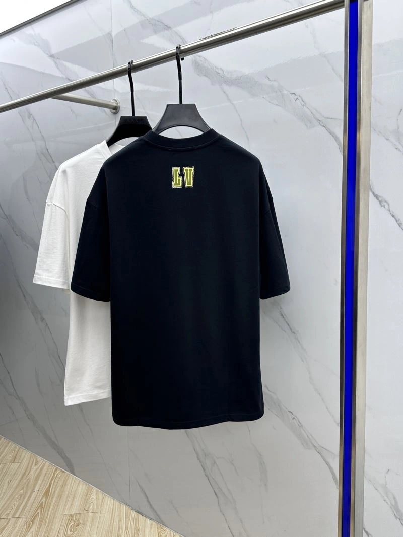 Top mirror Louis Vuitton T-Shirts