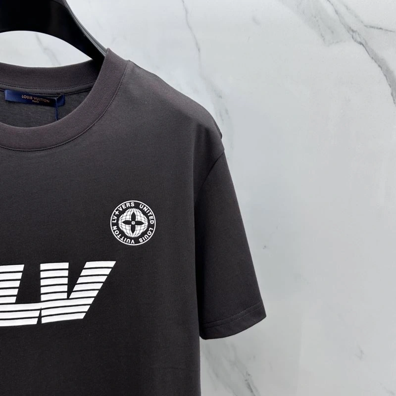 High accuracy Louis Vuitton T-Shirts