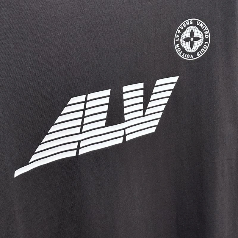High accuracy Louis Vuitton T-Shirts