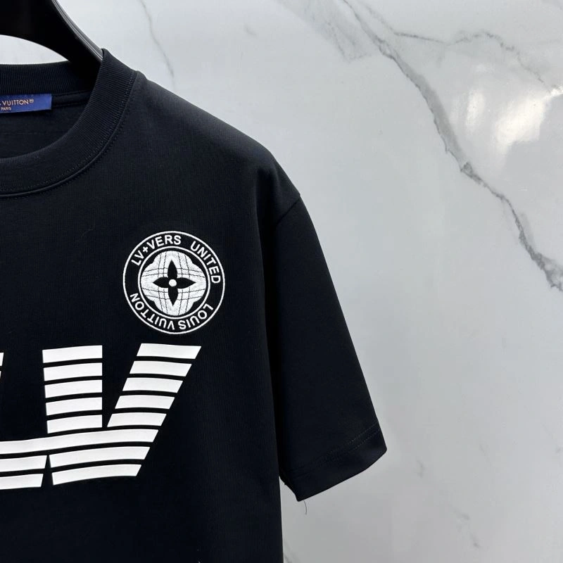 Top mirror Louis Vuitton T-Shirts