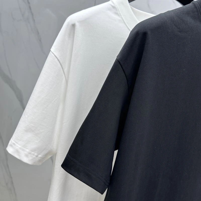 Exact replica Louis Vuitton T-Shirts