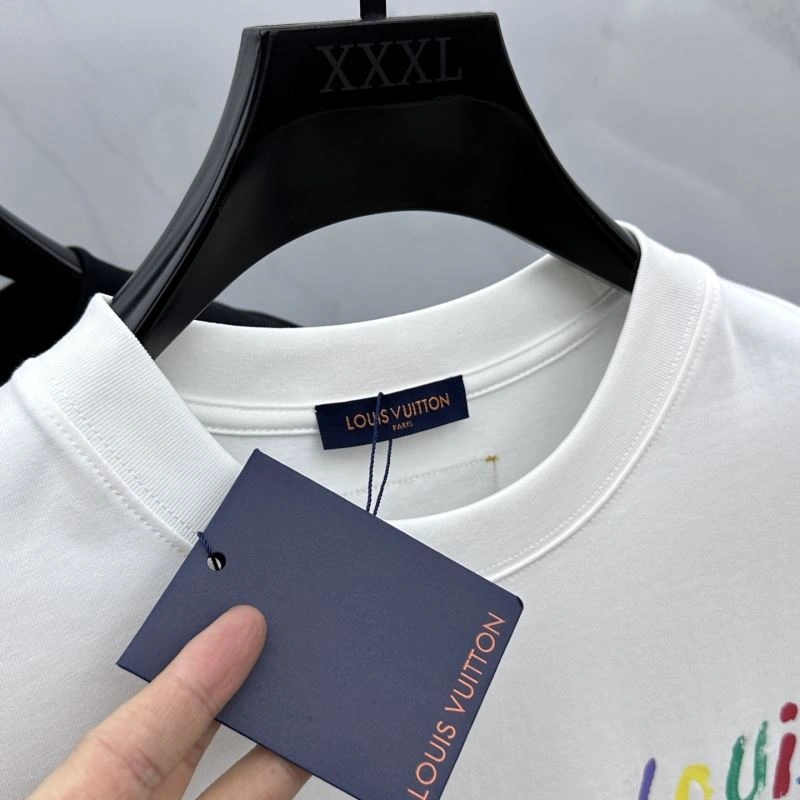 High fidelity Louis Vuitton T-Shirts