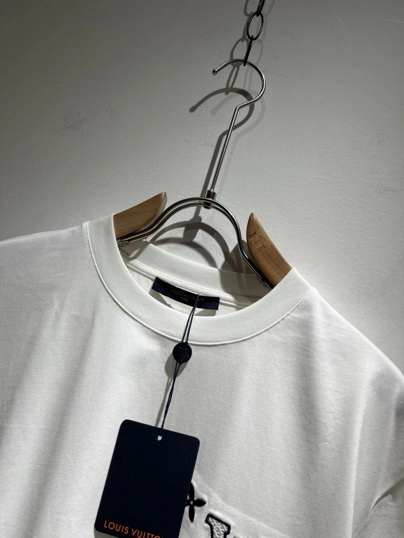 High accuracy Louis Vuitton T-Shirts