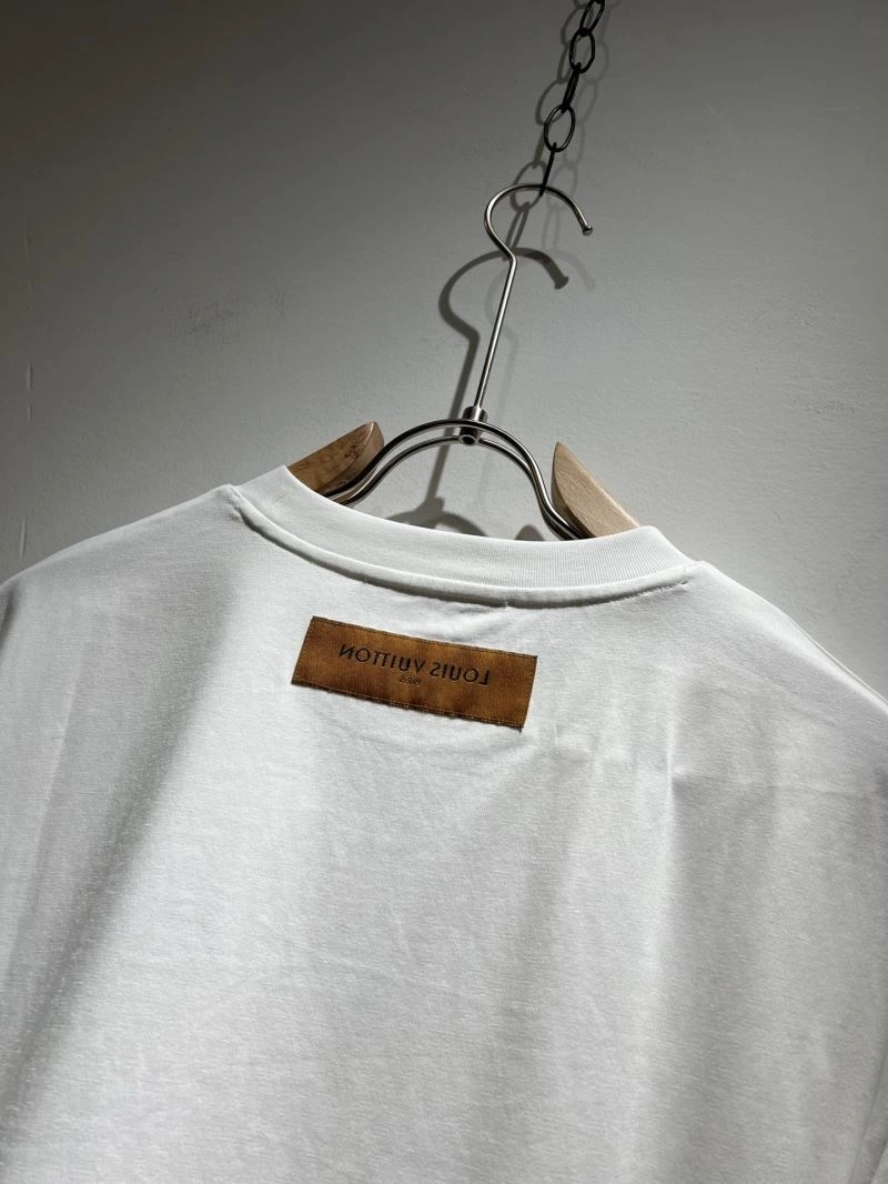 High accuracy Louis Vuitton T-Shirts