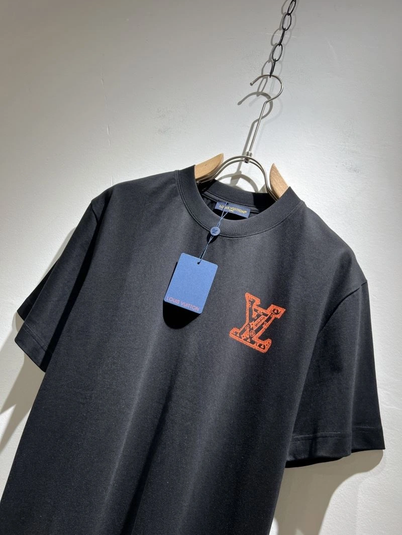 High accuracy Louis Vuitton T-Shirts